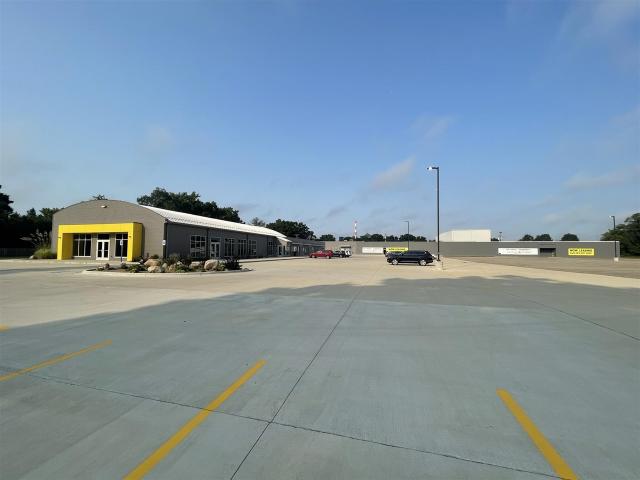 1100 N Main Street # 1144