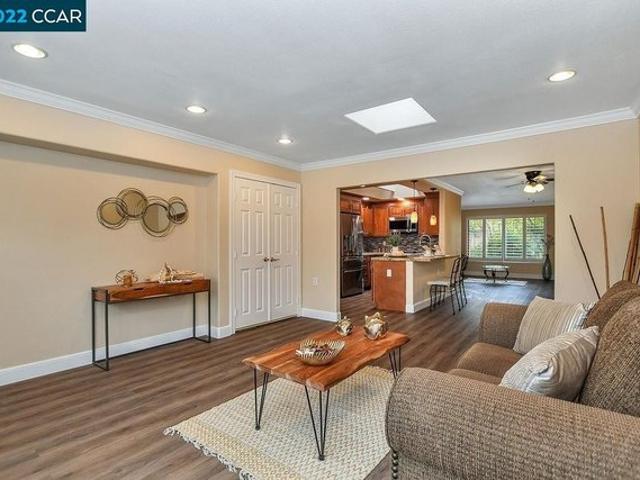 1100 Oakmont Dr Apt 3, Walnut Creek, CA 94595
