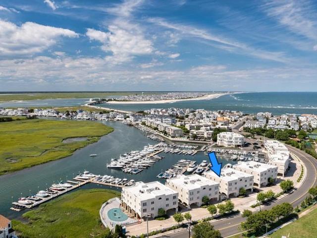 1100 Ocean Dr Apt 205, Avalon, NJ 08202