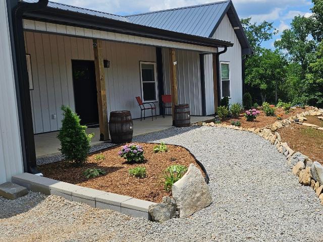 1100 Old Highway 50A