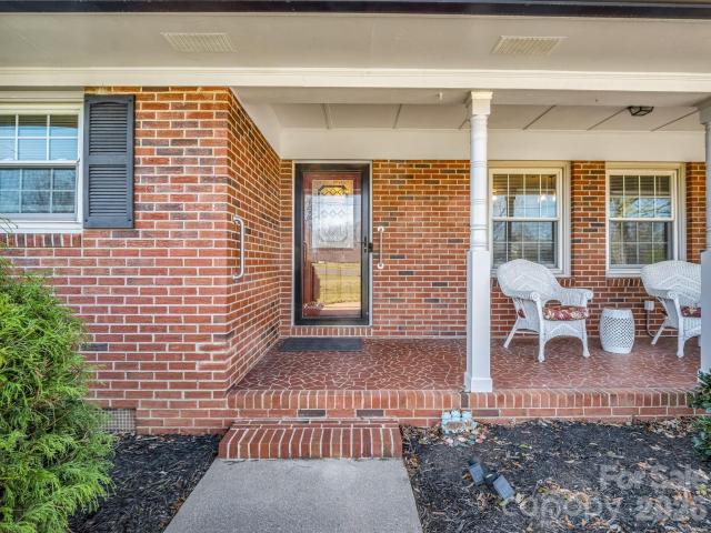 1100 Old Stonecutter Road