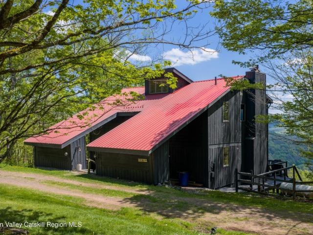 1100 Orchard Lane
