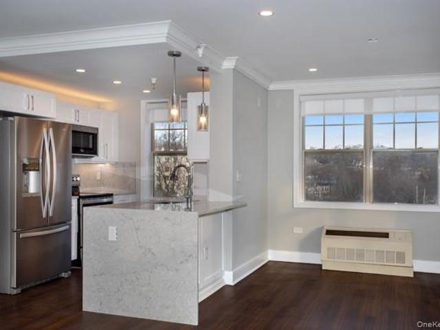 1100 Avalon Sq, Unit S1465, Glen Cove, NY 11542 | MLS #949972 | Compass