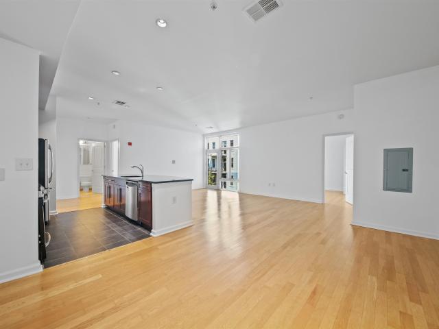 1100 Adams St # 514