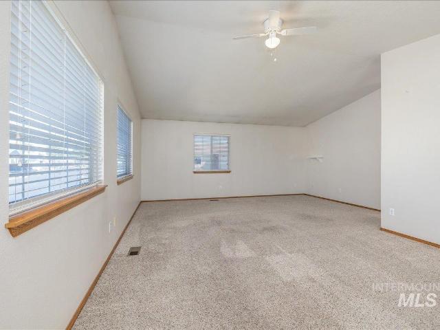 1100 Burnett Dr 250A