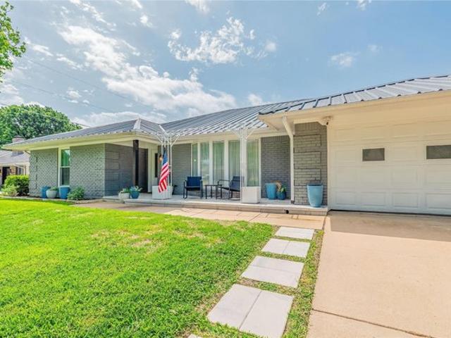 1100 Byron Ln, Arlington, TX 76012