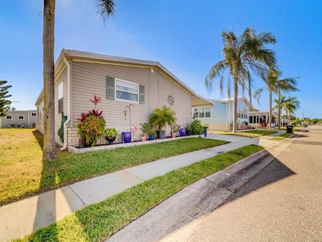 1100 Belcher Road S #33, Largo, FL 33771