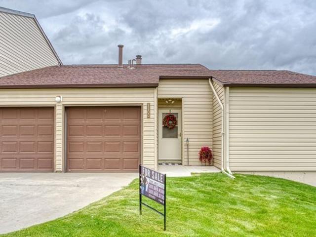 1100 Bighorn Cir, Gillette, WY 82716