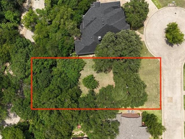 1100 Brae Ct, Fort Worth, TX 76111