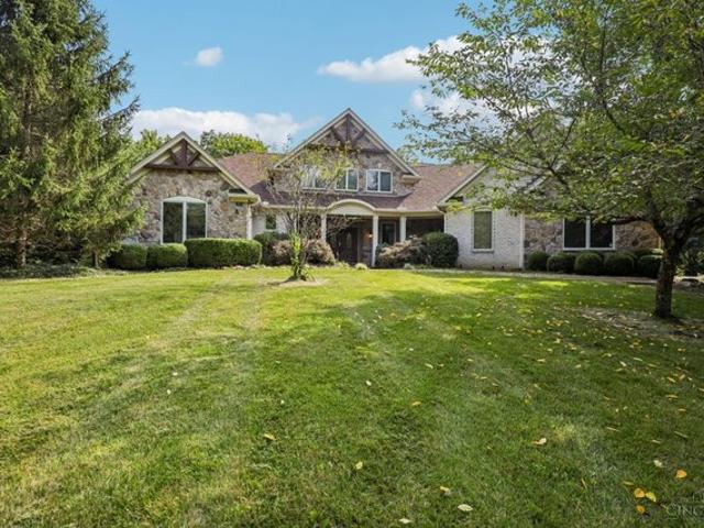 1100 Bridle Ridge Ln, Ohio Township, OH 45157