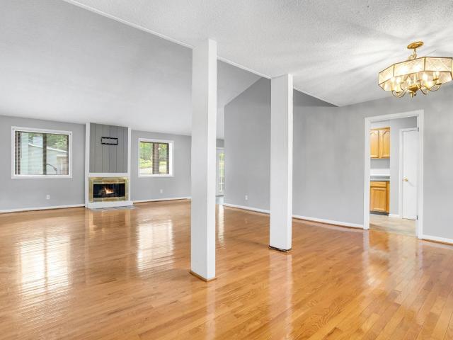 1100 Charter Oak Drive