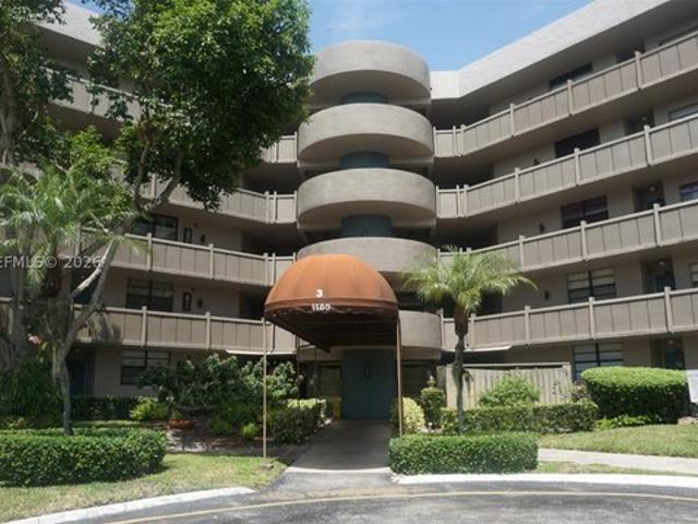 1100 Colony Point Cir Apt 206, Pembroke Pines, FL 33026