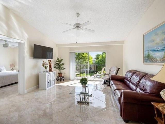 1100 Crestwood Ct S Apt 1110, Royal Palm Beach, FL 33411