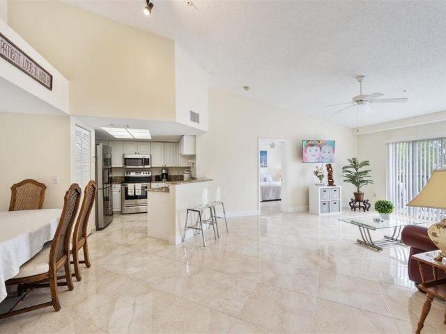 1100 Crestwood Ct S, Unit 1110, Royal Palm Beach, FL 33411 | MLS #F10551 | Compass