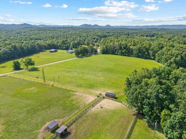 1100 Double Gate Rd, Jeffersonville, KY 40337