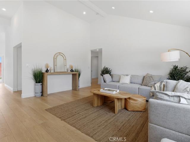 1100 E 124th St, Los Angeles, CA 90059 | MLS #OC26081 | Compass