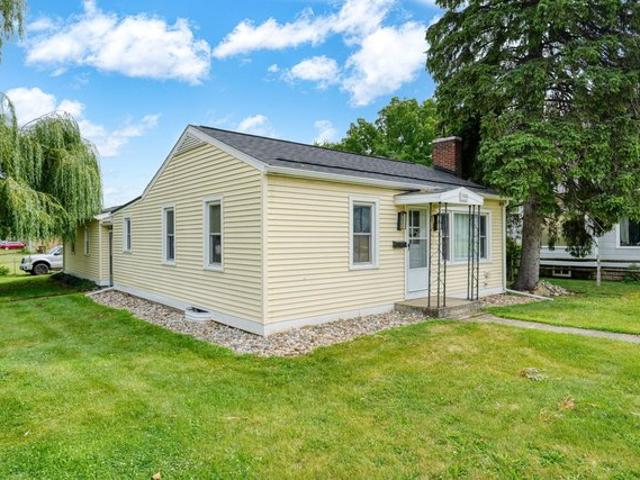 1100 E North St, Jackson, MI 49202