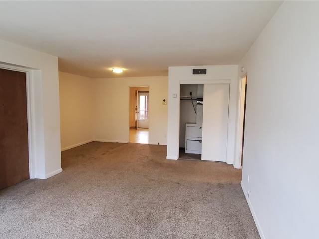 1100 East Avenue # 3B