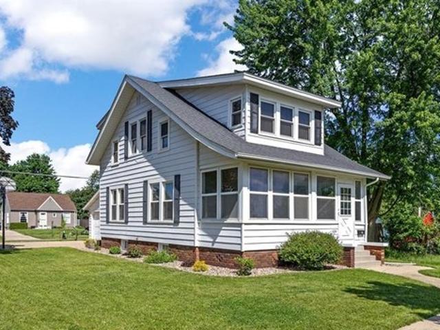 1100 English Blvd, Marion, IA 52302