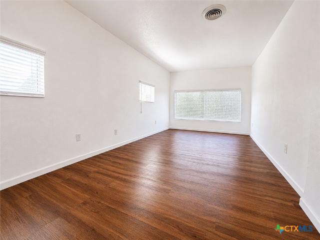 1100 Estes Drive