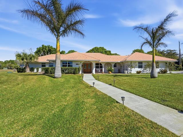 1100 Fleetwood Ln, Fort Pierce, FL 34982 | MLS #R11160 | Compass