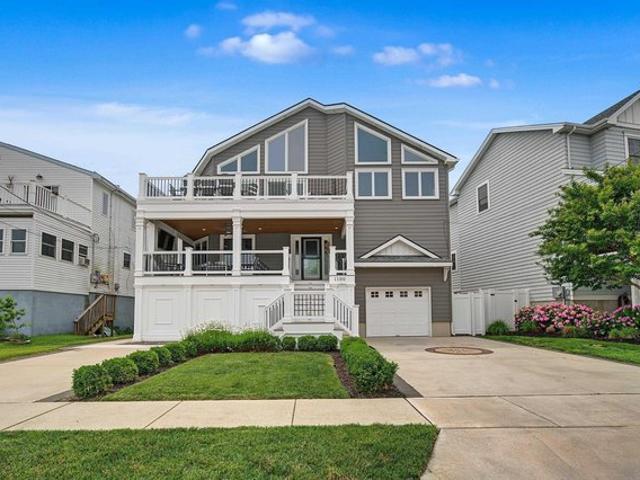 1100 Fownes Ave, Brigantine, NJ 08203