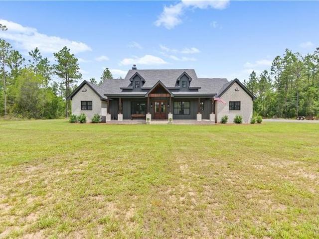 1100 Foxtrap Rd, Axis, AL 36505