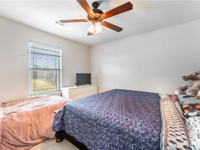 1100 Huntleigh Drive