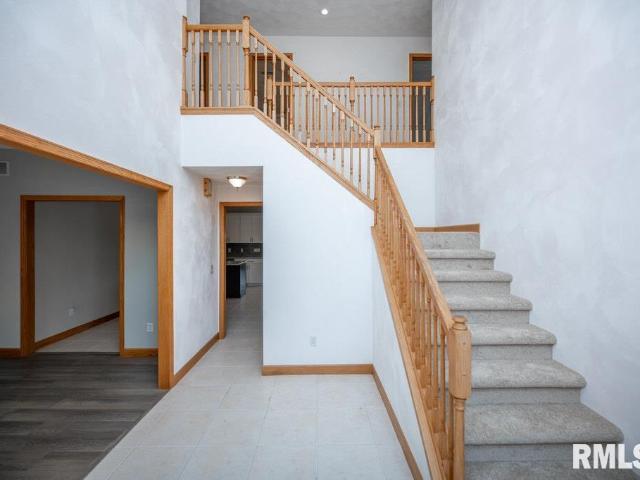 1100 Hillcrest Dr, Washington, IL 61571 | MLS #PA1268