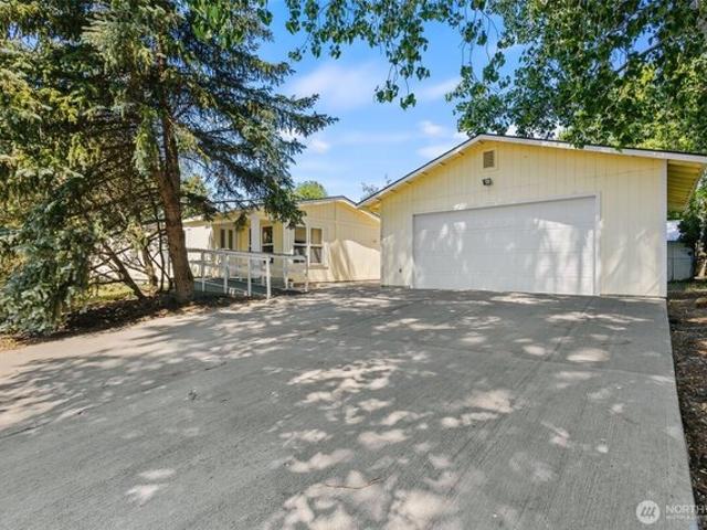 1100 Jennie Cir, Ellensburg, WA 98926
