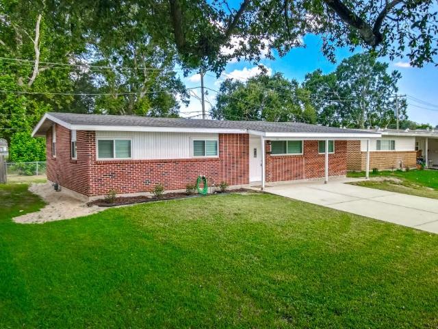 1100 Lynnette Drive