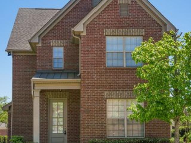 1100 Paddock Park Cir, Gallatin, TN 37066
