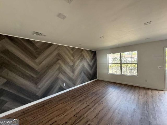 1100 Pineland Avenue 7G