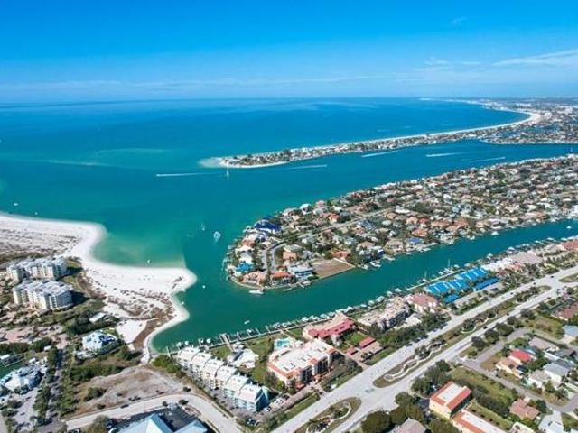 1100 Pinellas Bayway S #J3, Tierra Verde, FL 33715