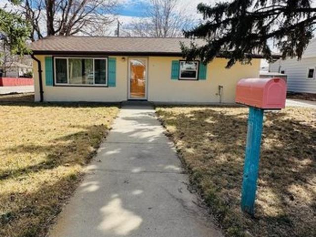1100 Robin Ln, Ogallala, NE 69153