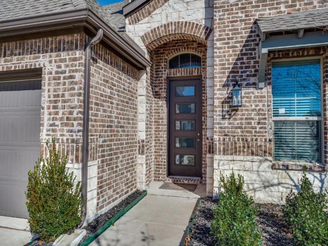 1100 Stallion Lane