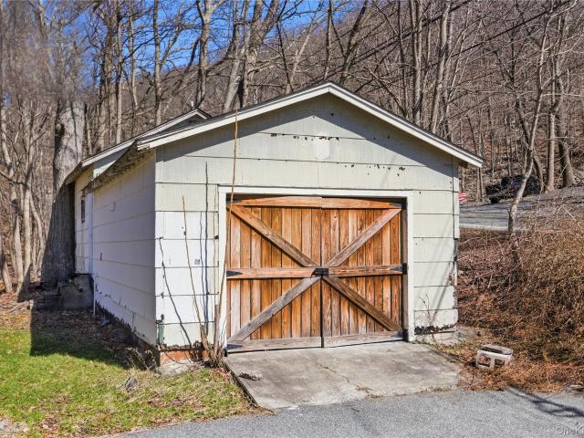 1100 State Route 17A