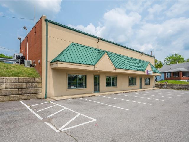 1100 Steubenbville Pike