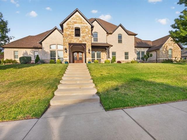 1100 Stone Ridge Ln, Desoto, TX 75115