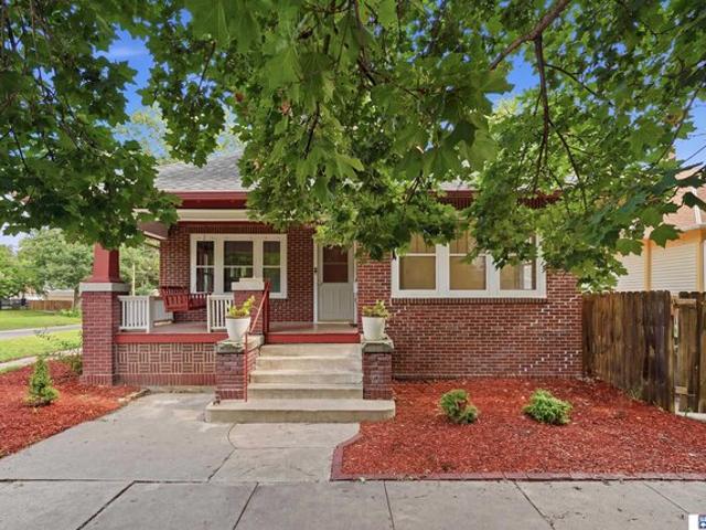 1100 Sumner St, Lincoln, NE 68502