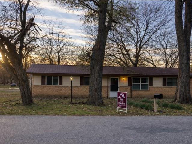 1100 SW 8th St, Cooper, TX 75432
