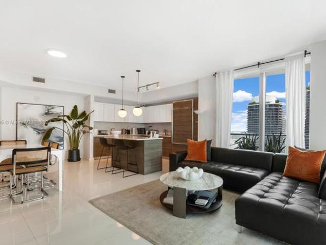 1100 S Miami Ave #3810, Miami, FL 33130