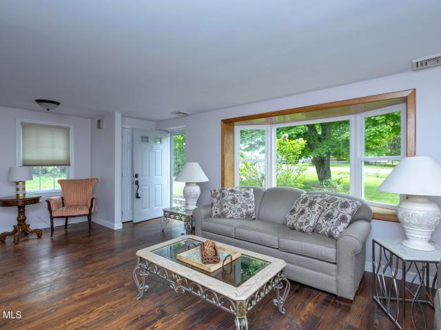 1100 Sacandaga Road
