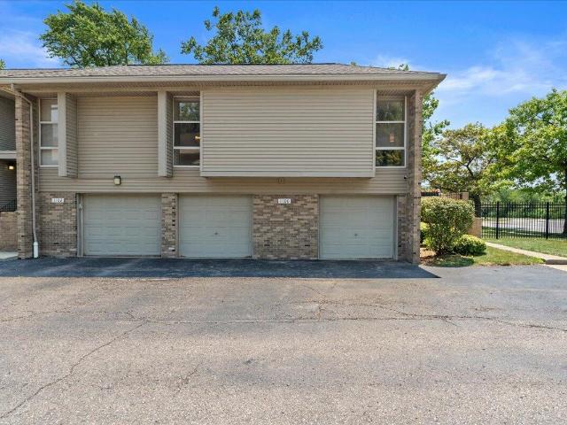 1100 Saint Aubin Place