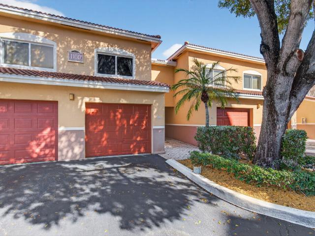 1100 Scotia Dr, Unit 104, Hypoluxo, FL 33462 | MLS #B26007 | Compass
