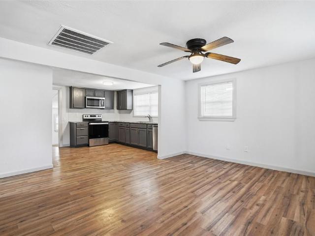 1100 SE 9th Street