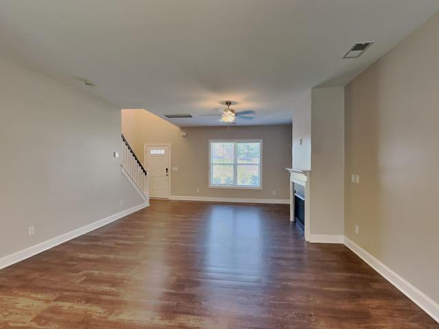 1100 Silver Farm Road