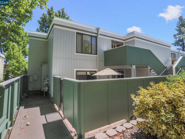 1100 Singingwood Ct. 2