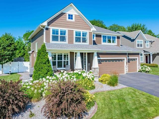 1100 Skybrooke Ave, Waconia, MN 55387