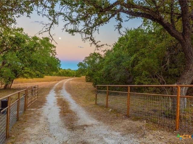 1100 Thompson Ranch Rd, Wimberley, TX 78676